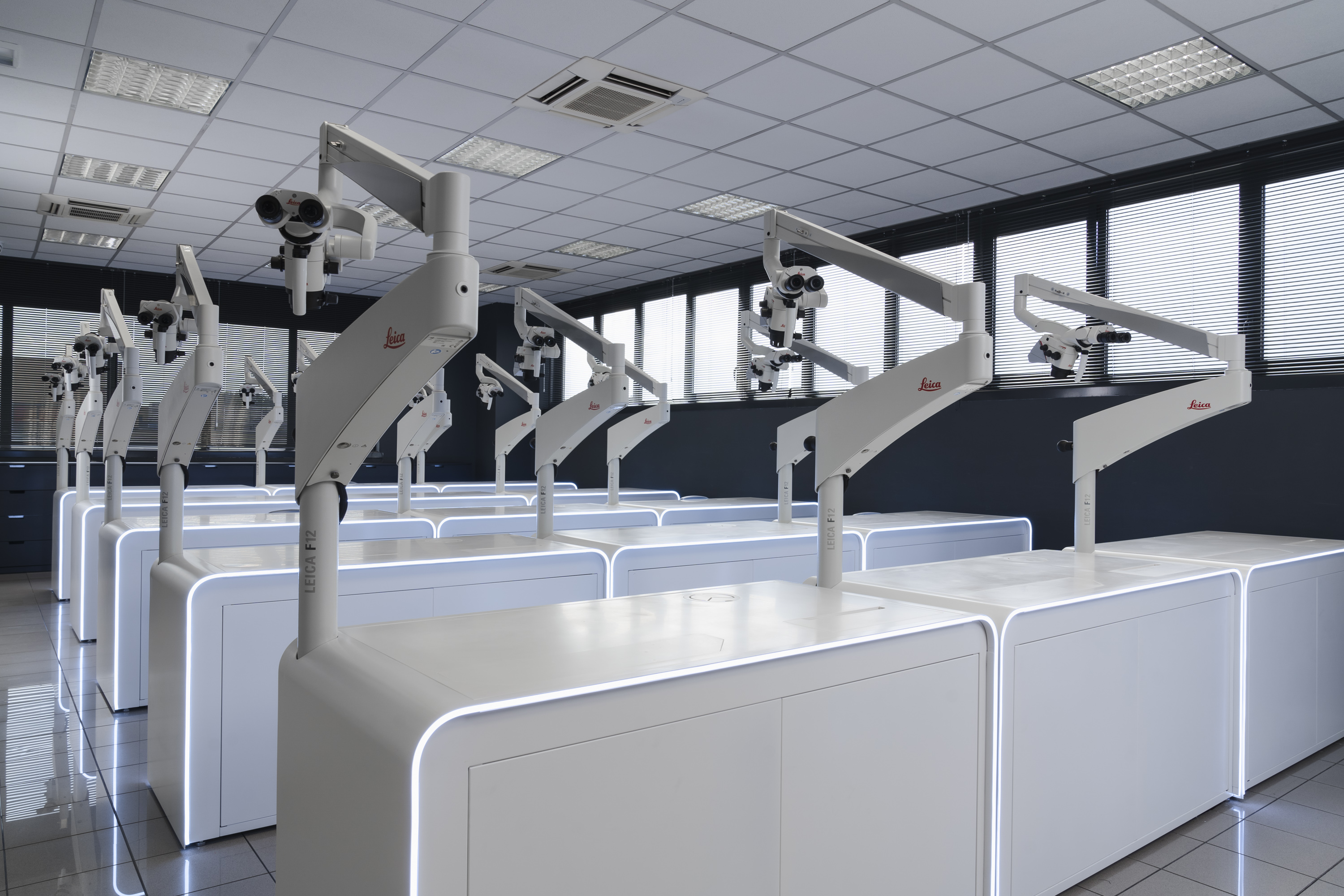 M320 T Surgical Training Microscope | Products | Leica Microsystems