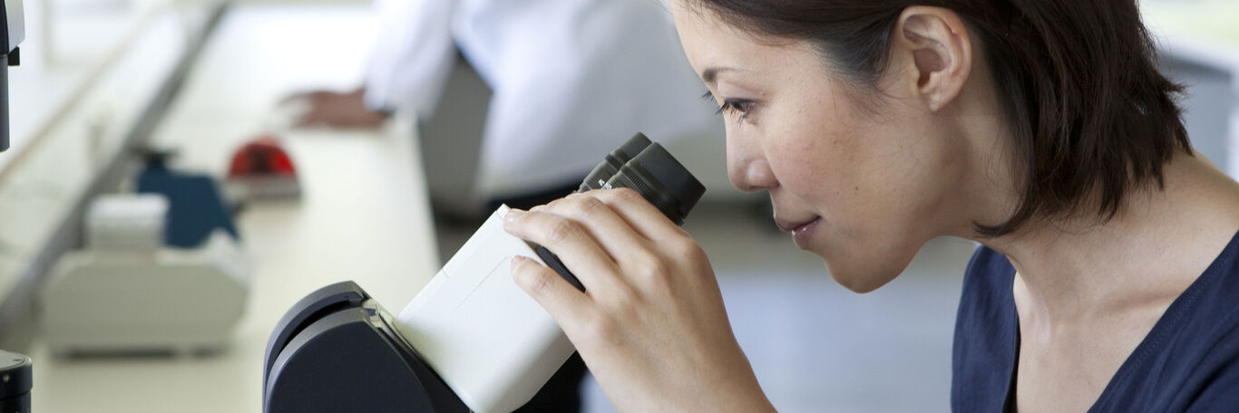 Materials & Earth Science Microscope Solutions | Applications | Leica ...