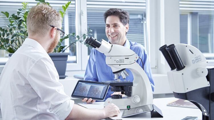 Educational Microscopes | Applications | Leica Microsystems