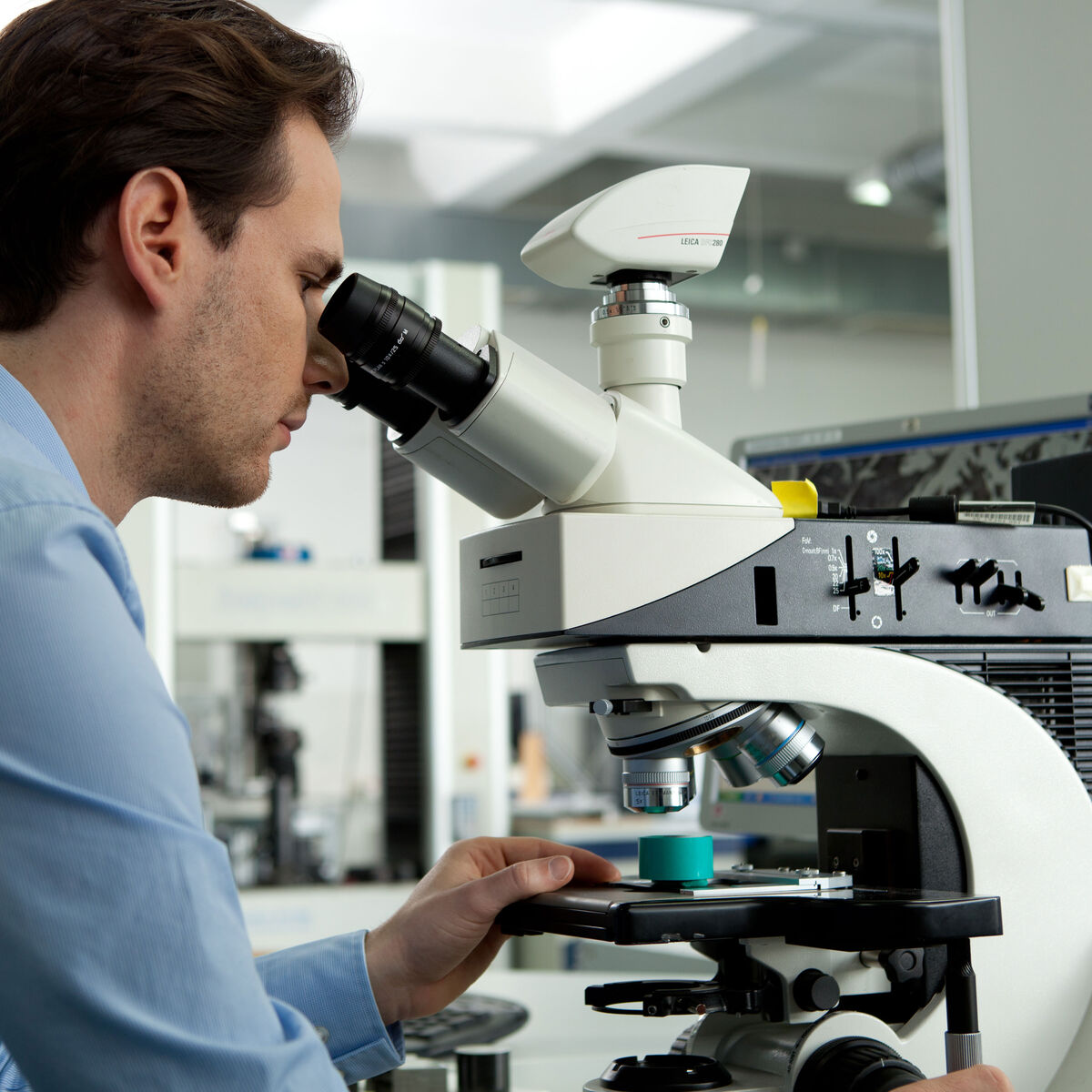 Upright Microscopes | Products | Leica Microsystems