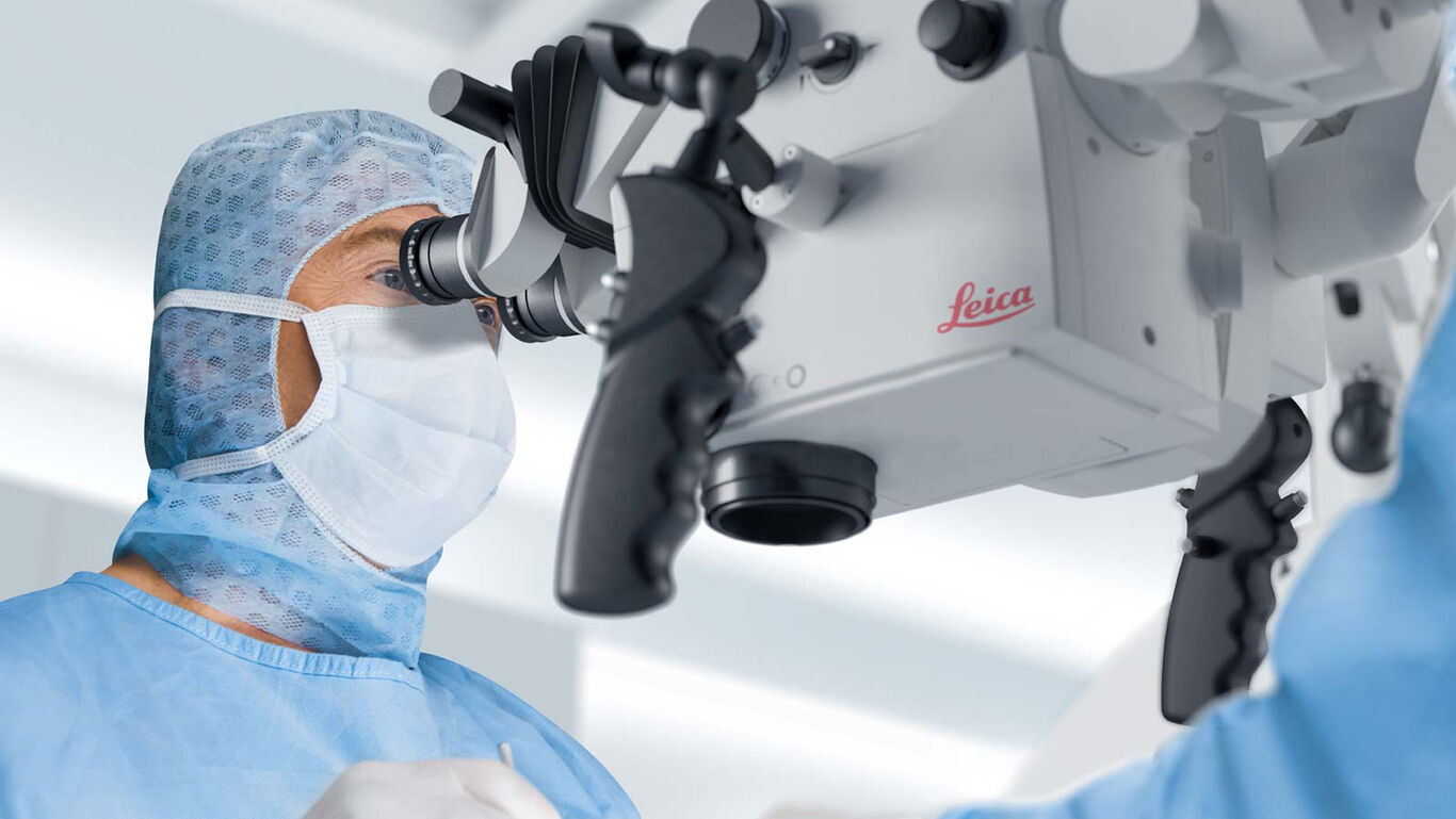 Surgical Microscopes | Products | Leica Microsystems