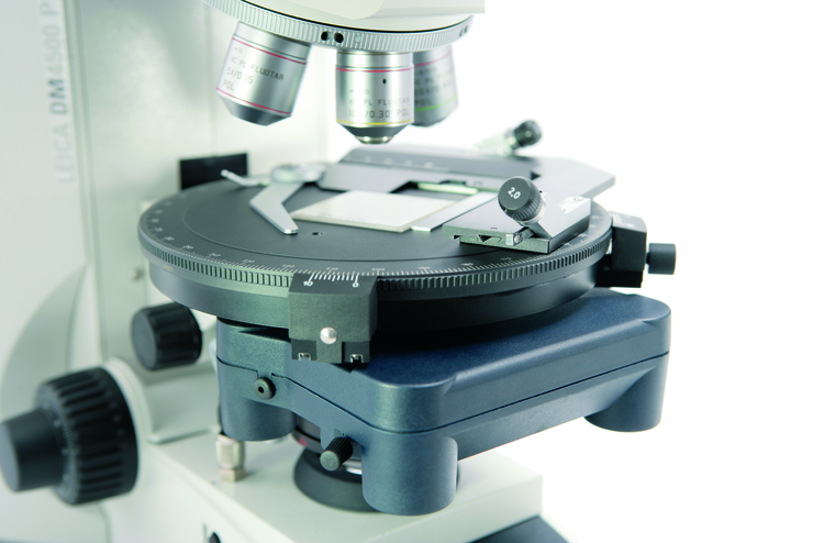 DM4500 P Microscope polarisant sans compromettre le confort et la ...