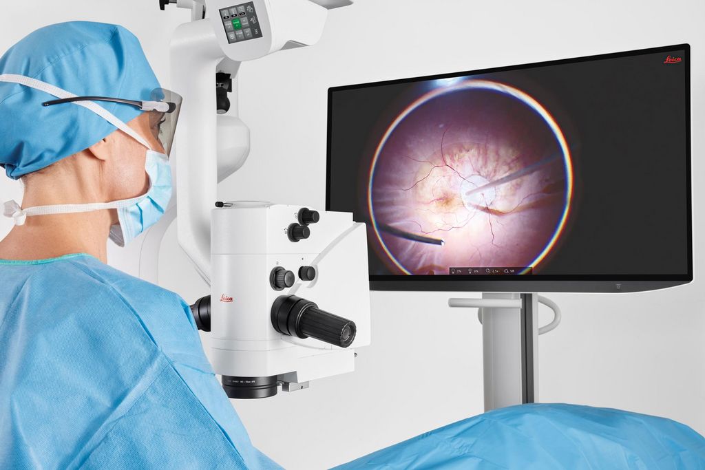 Proveo 8x 3D Digital Ophthalmic Microscope | Products | Leica Microsystems