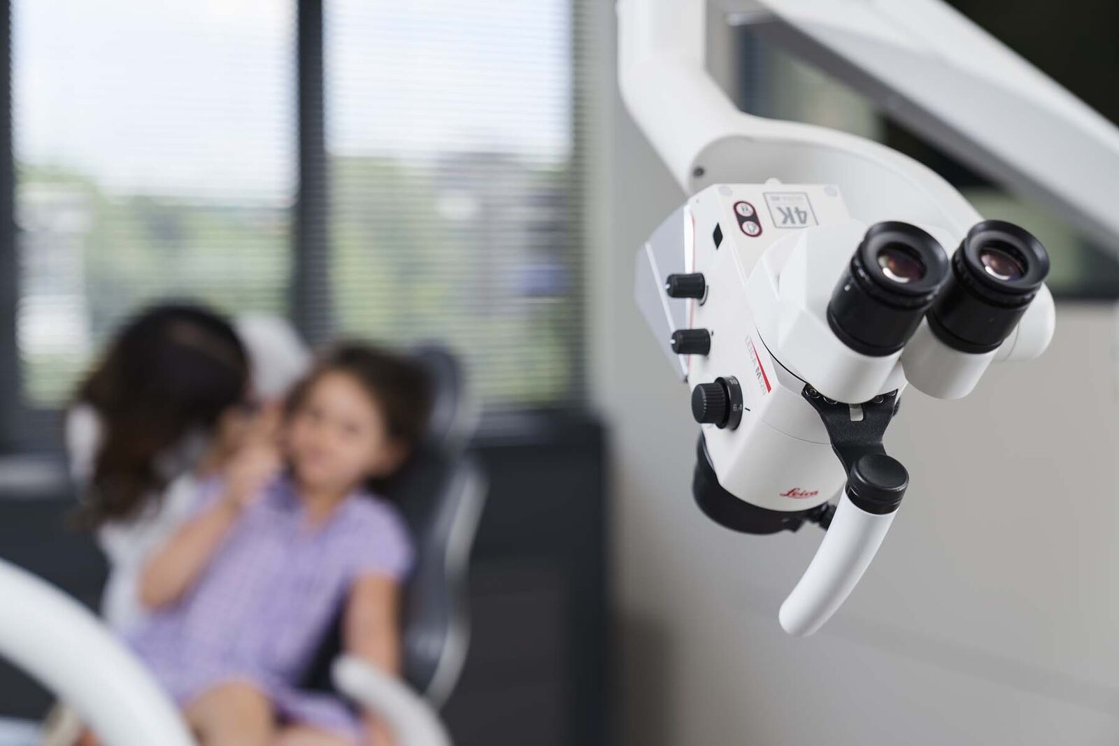M320 O Otolaryngology Microscope with 4K Camera | Products | Leica ...