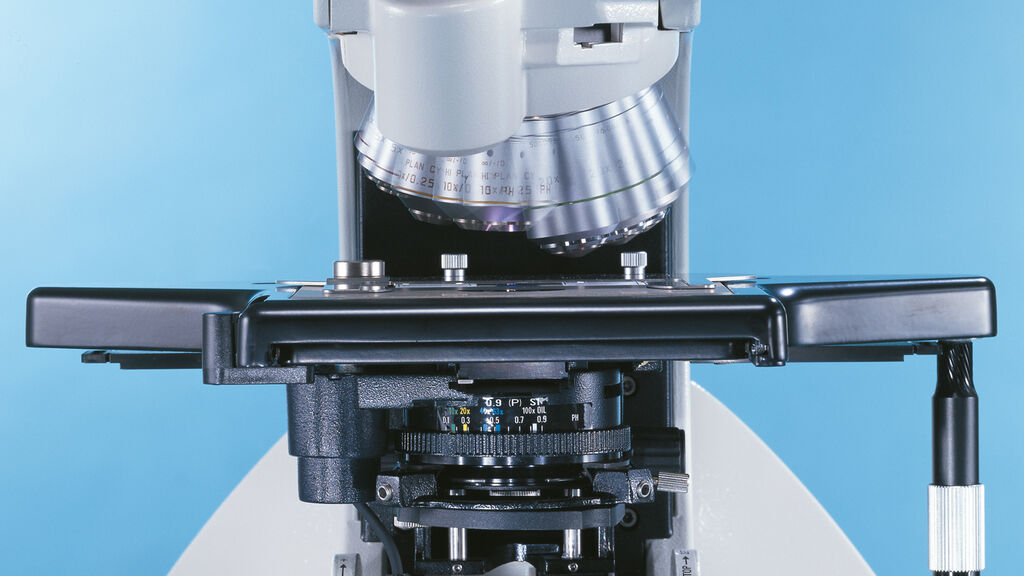 Leica DM3000 & DM3000 LED Uniquely Ergonomic System Microscopes With ...