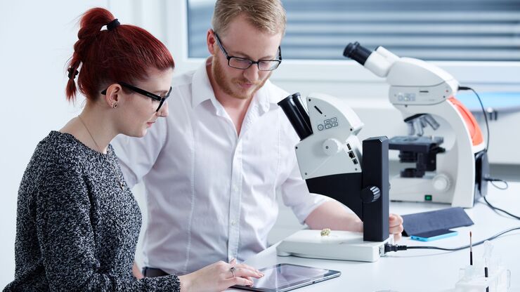 DM500 | Products | Leica Microsystems