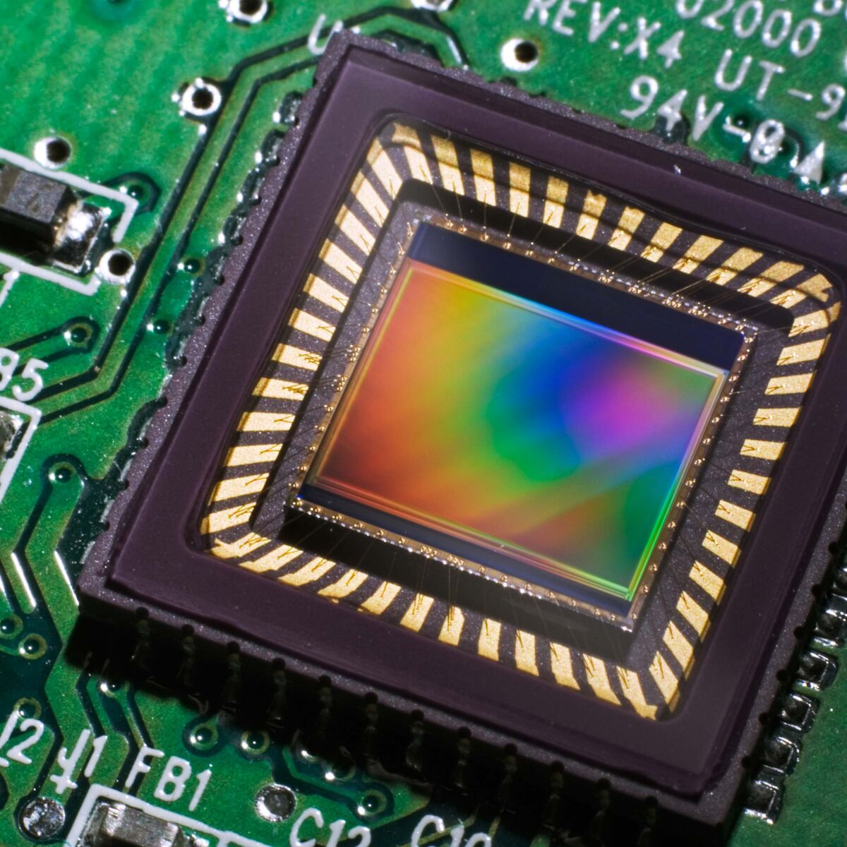 PCB Inspection | Applications | Leica Microsystems