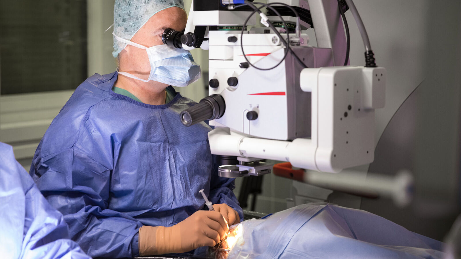 Ophthalmology | Applications | Leica Microsystems