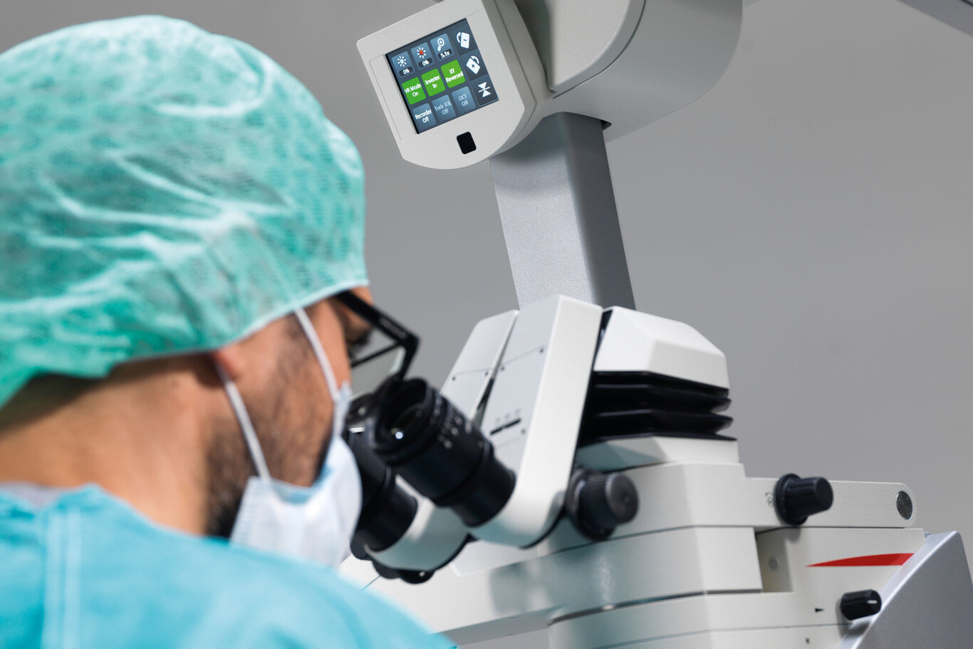 Proveo 8 Ophthalmic Microscope | Products | Leica Microsystems