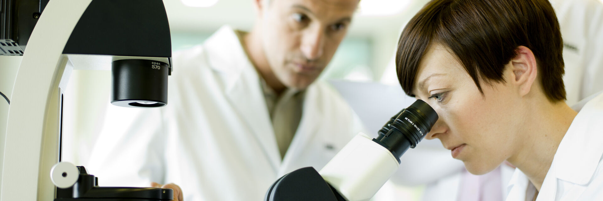 Inverted Microscopes | Products | Leica Microsystems