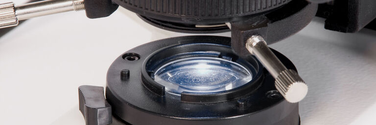 DM750 Binocular Microscope for Postdocs in Life Sciences | Products ...