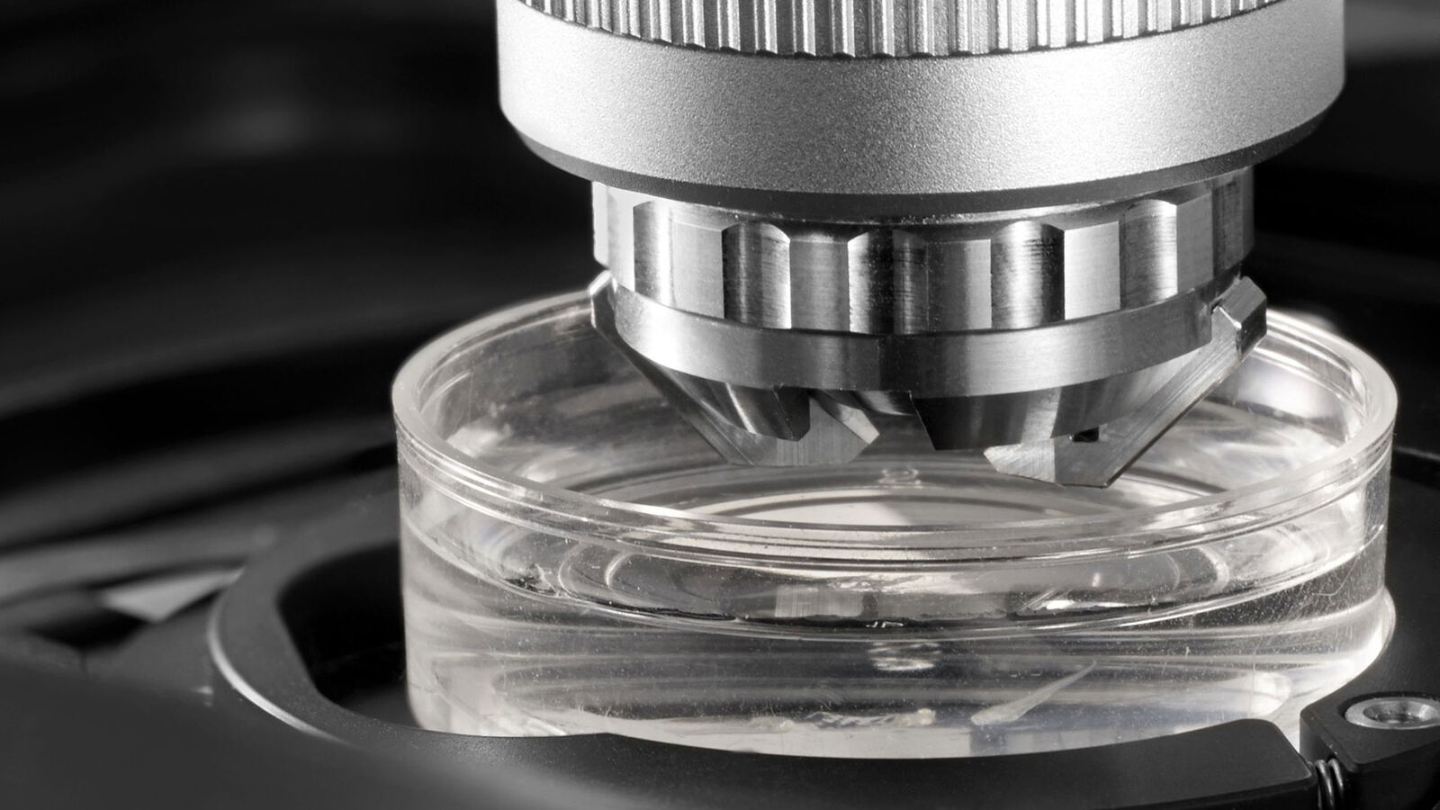 Microscope Parts & Accessories | Products | Leica Microsystems